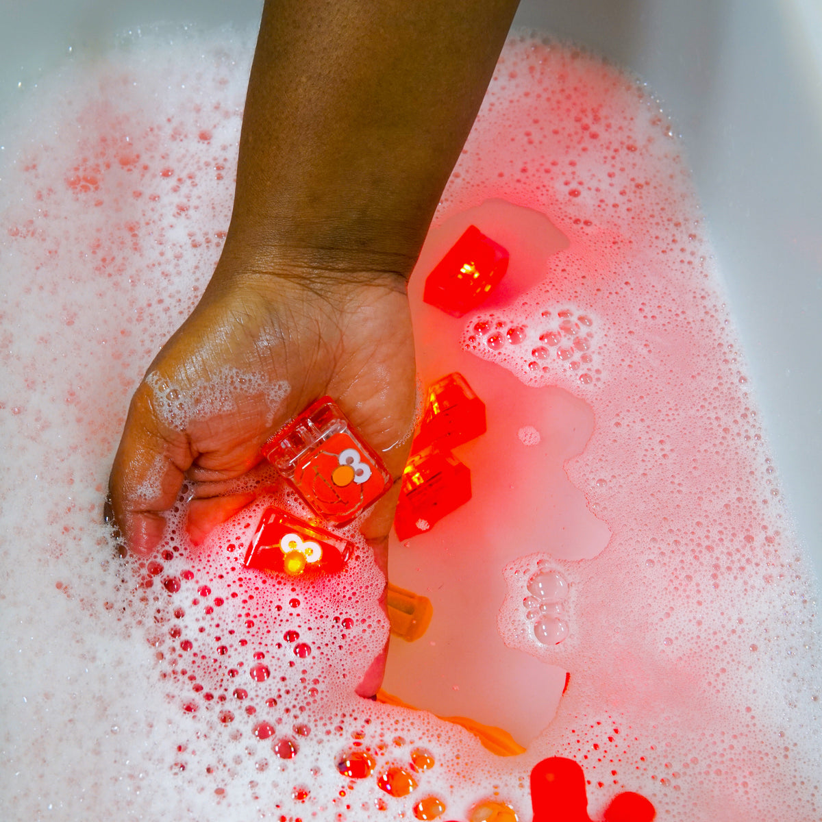 Glo Pals - Light Up Sensory Bath Toys and Cubes